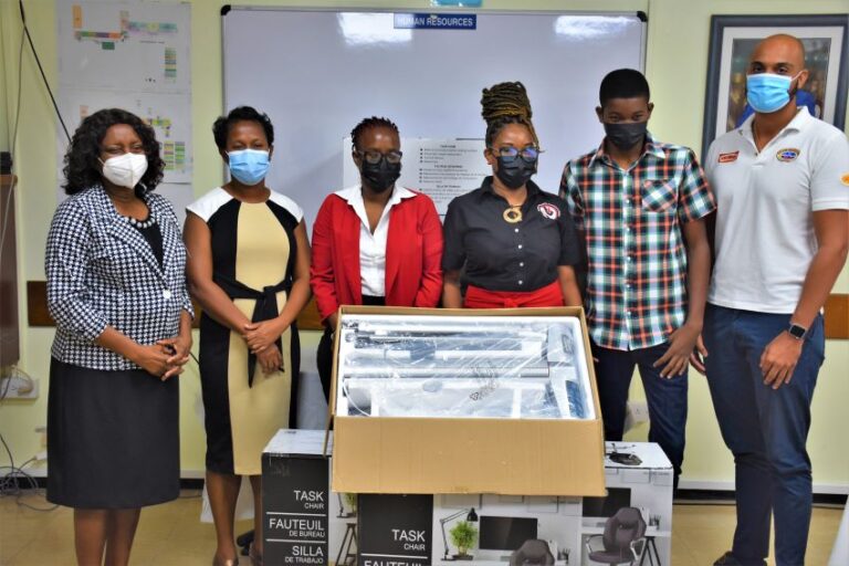 QEH’s Haematology Department Receives Donation - The Queen Elizabeth ...